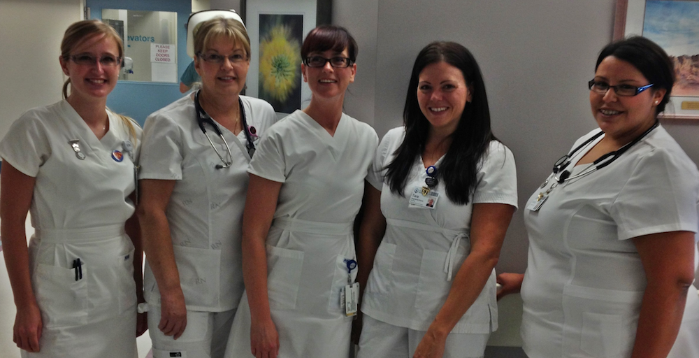 UNA members show solidarity by wearing white - UNA