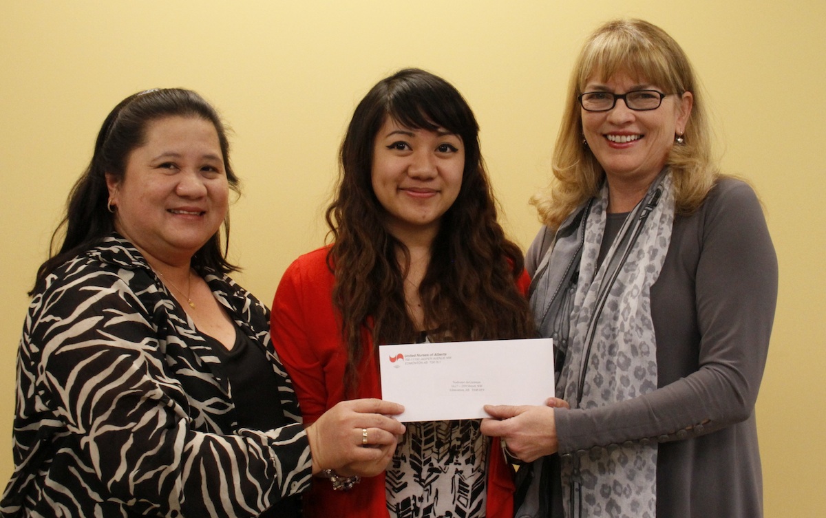 UNA awards scholarships to seven Nursing students - UNA